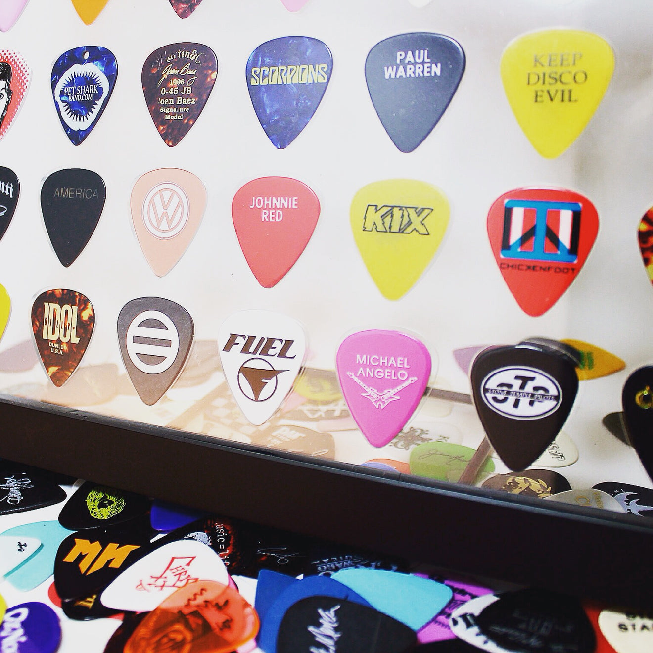 Plectrum Spectrum Guitar Pick Displays – Plectrum Spectrum™ Guitar Pick ...