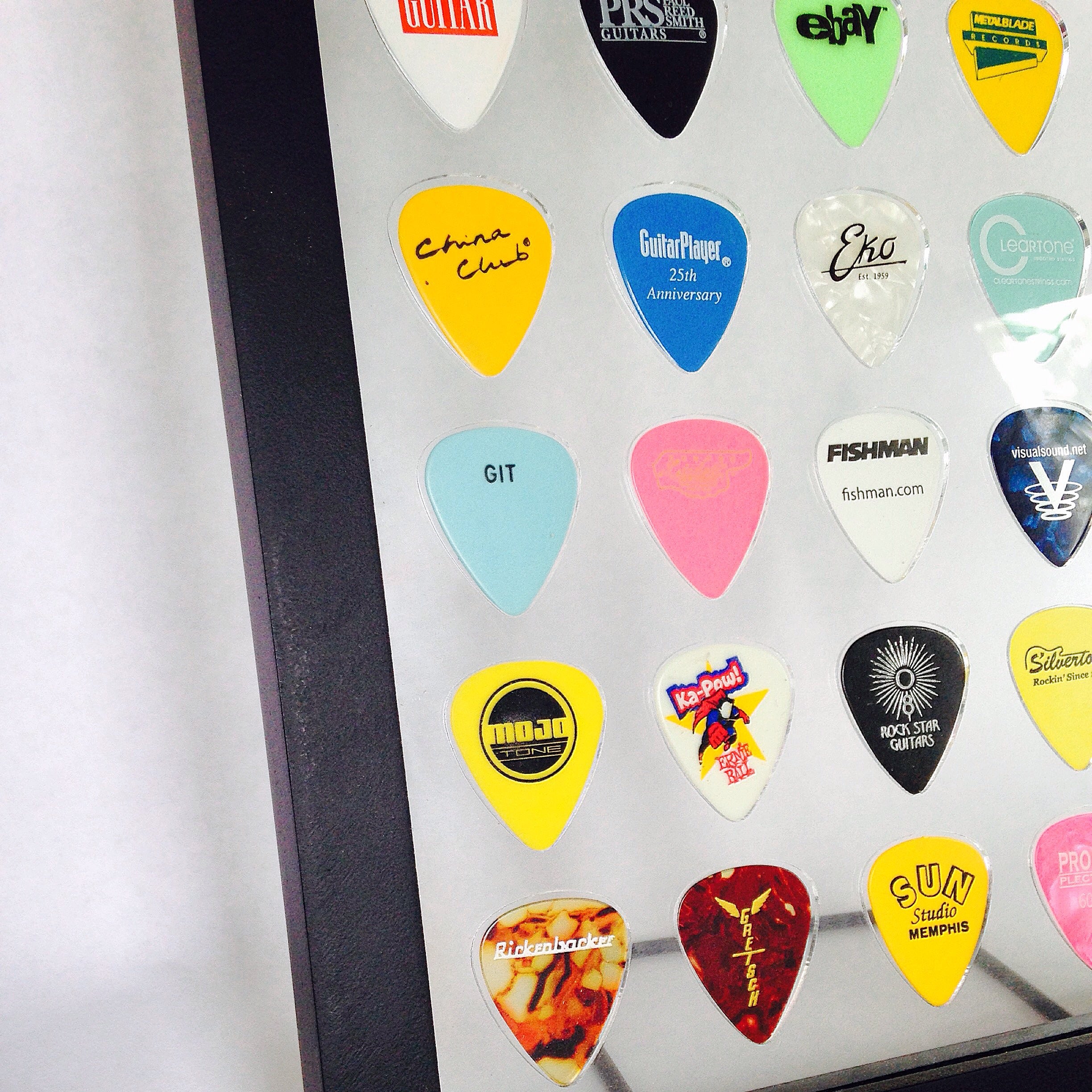 8" x 10" Vertical Guitar Pick Display Frame Insert – Plectrum Spectrum ...