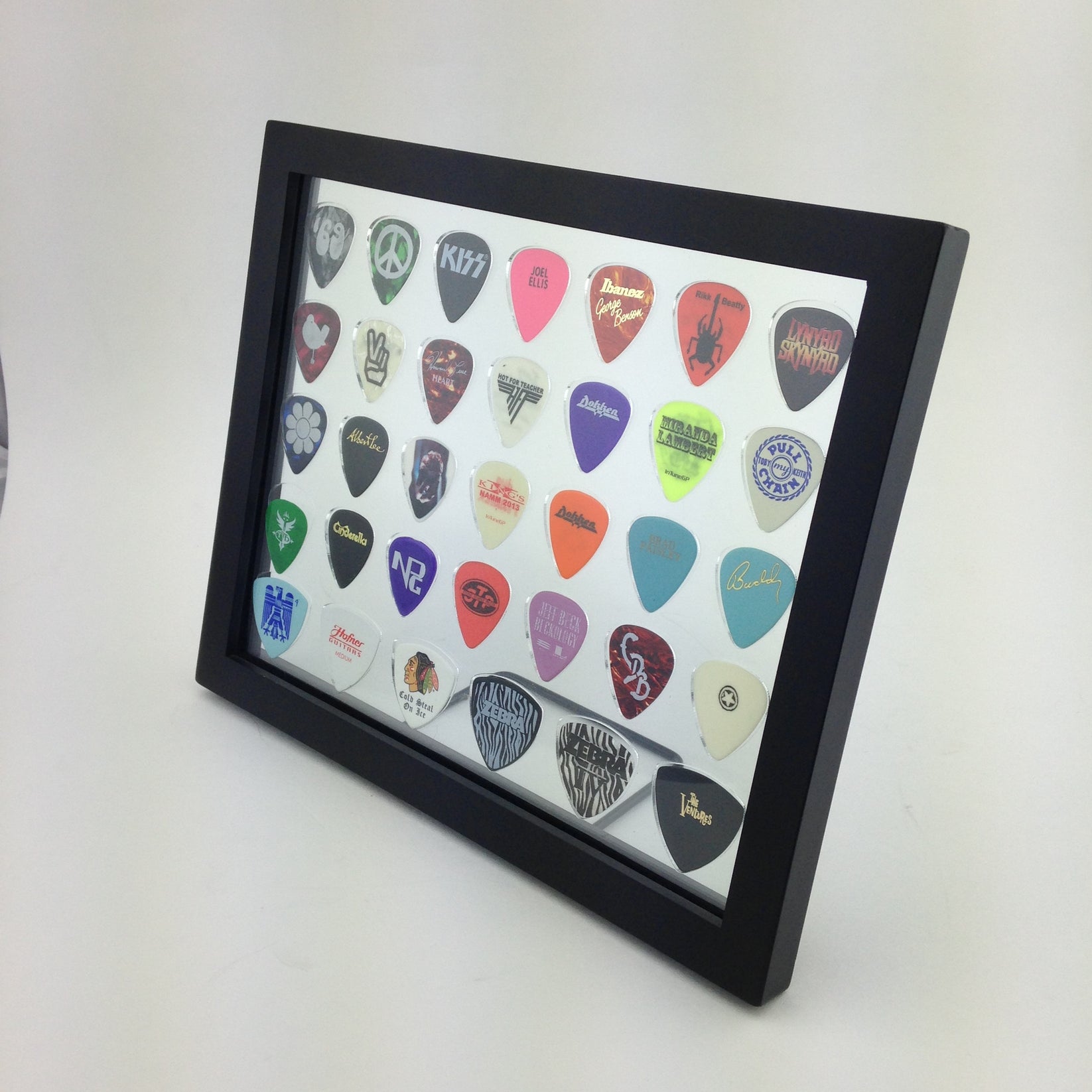 8" x 10" COMBO Horizontal Guitar Pick Display Frame - CLEAR - Holds 28 ...